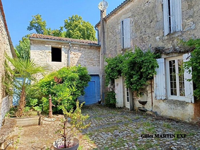 Maison 8 pièces à vendre à Saint-Méard-de-Gurçon