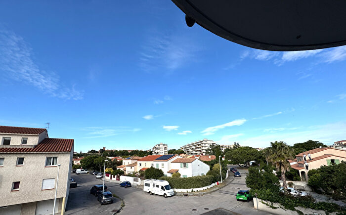 Appartement 3 pièces à vendre - Perpignan, Les Platanes