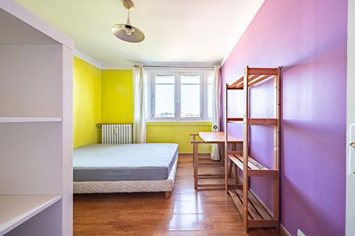 Appartement 5 pièces à Dijon, Les Péjoces, à louer