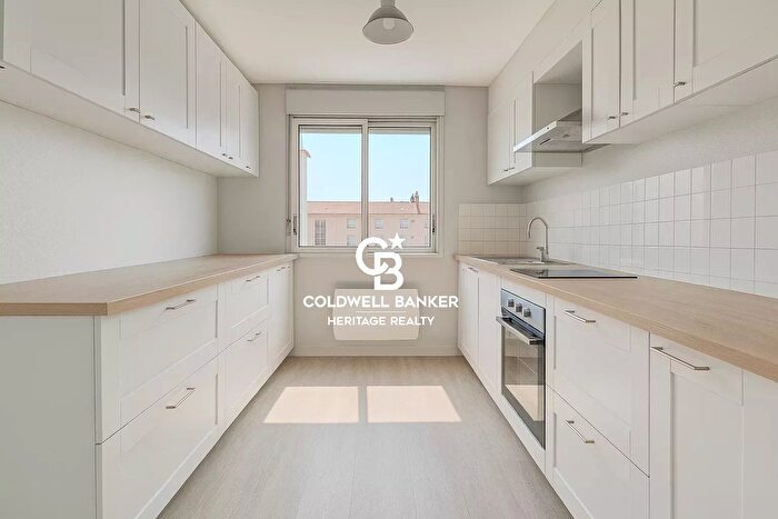 Appartement à vendre - Lyon e , La Plaine, Santy - 2 pièces - 1 chambre