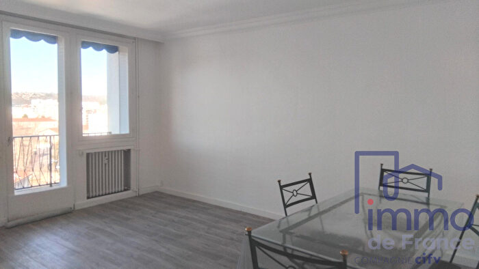 Appartement à vendre - Saint-Étienne - 4 pièces - 3 chambres