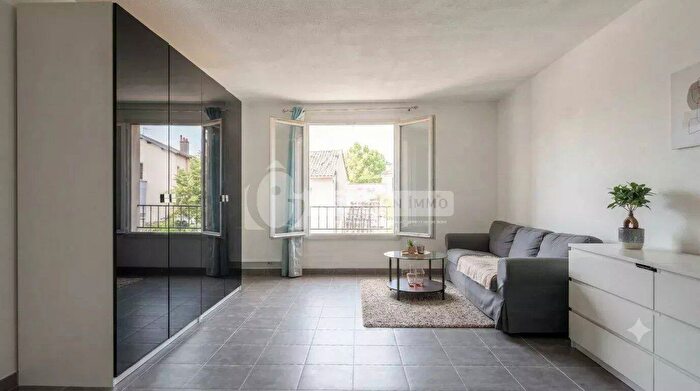 Saint-Rémy-de-Provence - Appartement 2 pièces à louer