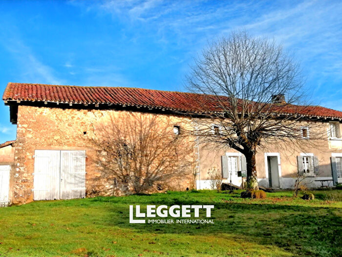 Maison à vendre - Maisonnais-sur-Tardoire - 2 pièces - 3 chambres