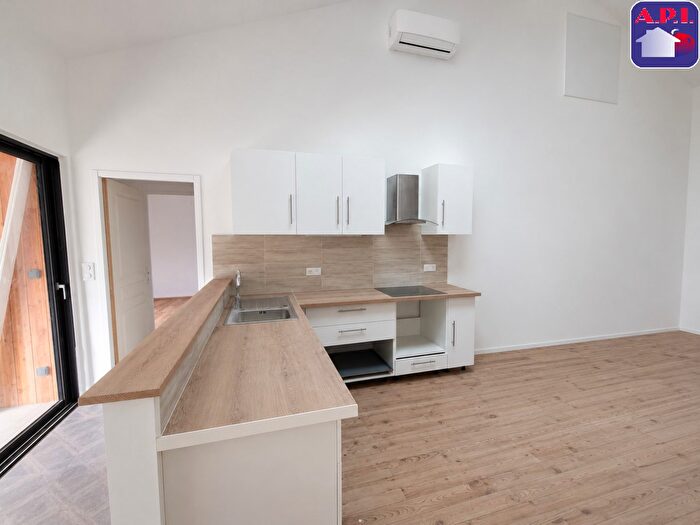 Appartement à louer - Saint-Girons - 4 pièces - 3 chambres