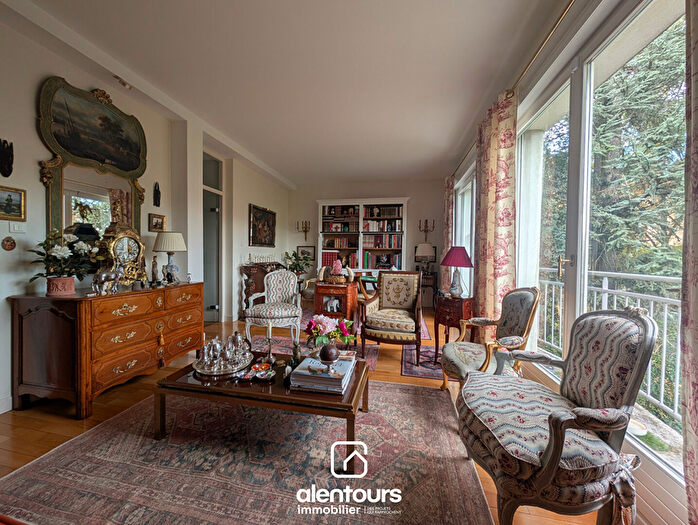 Nancy, Poincaré, Foch, Anatole France, Croix de Bourgogne - Appartement 3 pièces à vendre