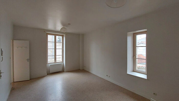 Appartement à louer - Saint-Maixent-lécole - 1 pièce