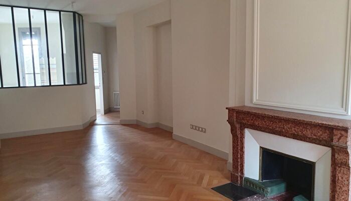 Appartement à louer - Lyon e , Cordeliers Bellecour - 3 pièces - 2 chambres