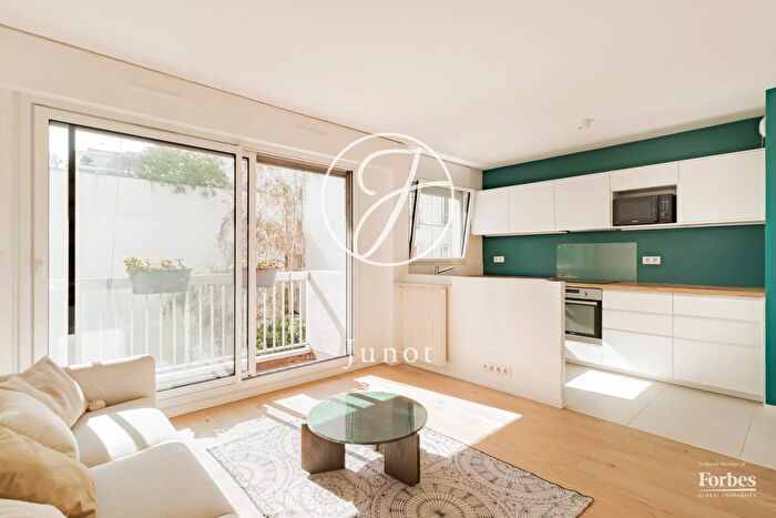 Appartement 3 pièces à Paris 17ème, Batignolles, Cardinet, à vendre
