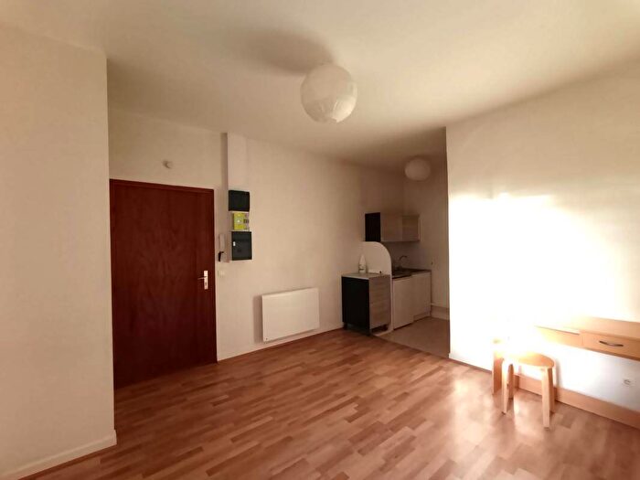 Appartement à louer - Centre Ville, Reims - 1 pièce