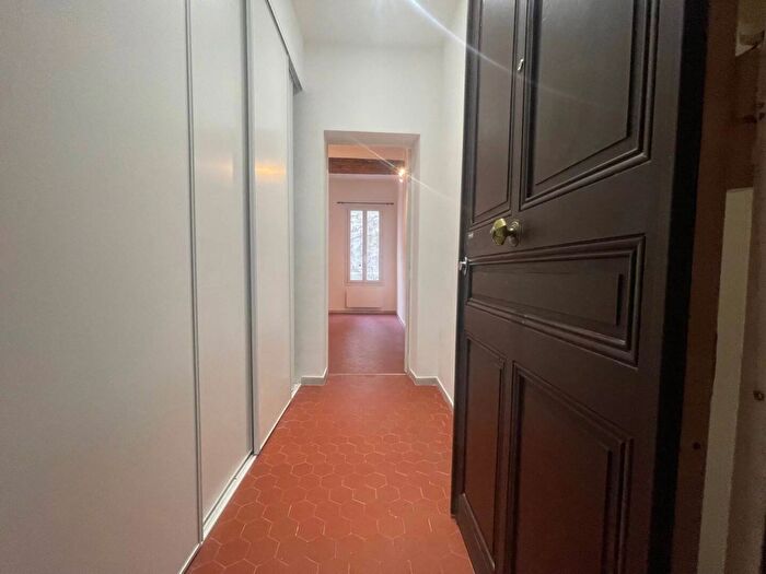 Appartement à louer - Centre Ville, Aix-en-Provence - 2 pièces