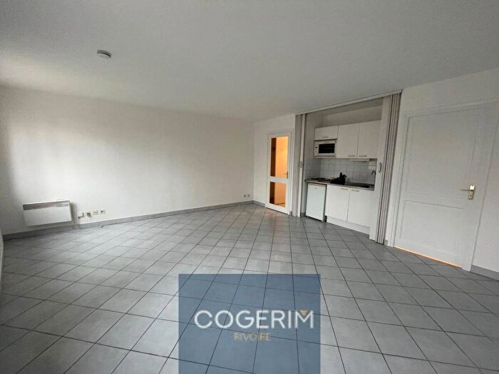 Appartement à louer - Part-Dieu, Lyon ème arrondissement - 1 pièce