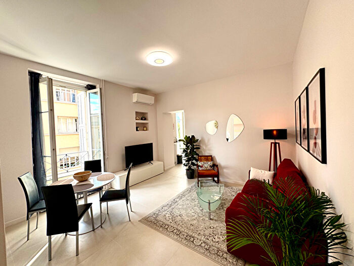 Appartement à vendre - Nice, Carré dor - 2 pièces - 1 chambre