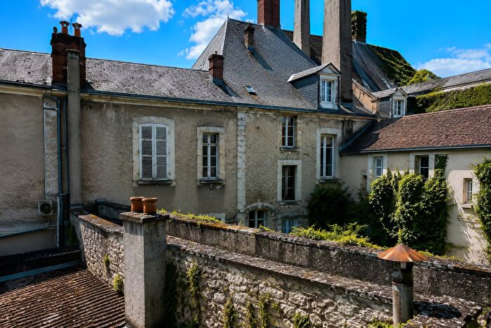 Maison 15 pièces à Montargis, Centre-ville, à vendre