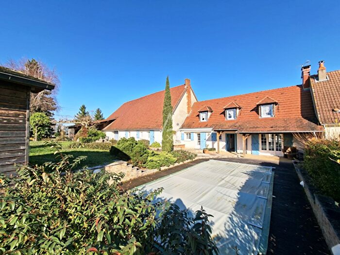 Maison à vendre - Parigny-les-Vaux - 8 pièces - 4 chambres