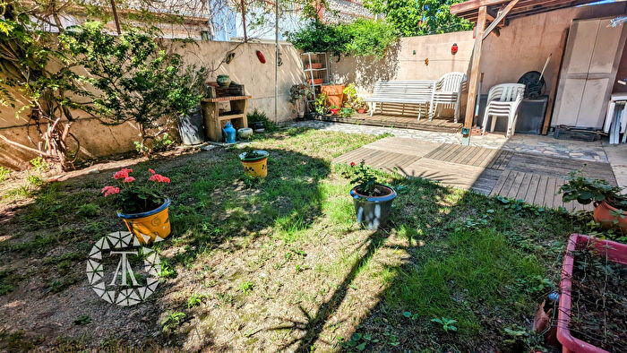 Maison à vendre - Perpignan - 4 pièces - 3 chambres