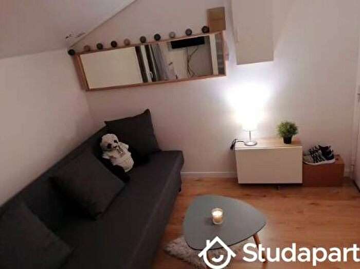 Centre Ville Est, Ivry-sur-Seine : Appartement 1 pièce à louer