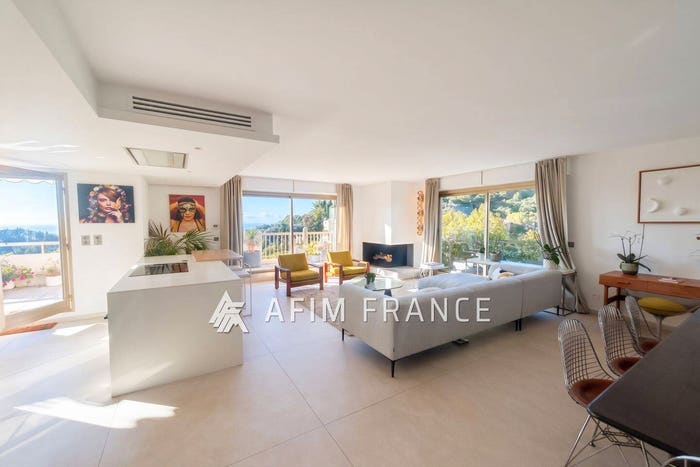 Appartement 4 pièces à louer - Èze