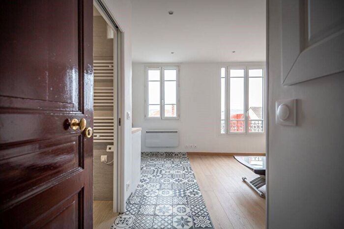 Appartement à louer - Mocquet, Joinville-le-Pont - 1 pièce