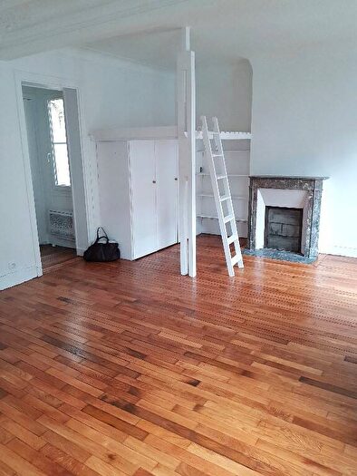 Appartement à louer - Clignancourt-Jules Joffrin, Paris ème arrondissement - 1 pièce