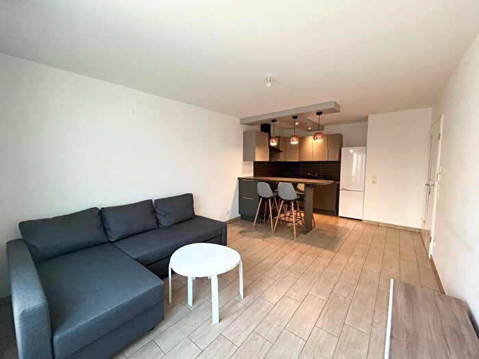 Appartement à louer - Bergère-Moulin, Puteaux - 3 pièces - 2 chambres