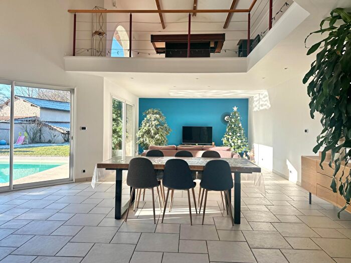 Maison à vendre - Saint-Romain-de-Jalionas - 6 pièces - 4 chambres