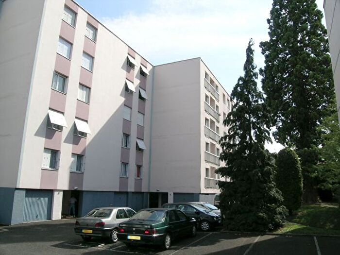 Appartement à louer - Clermont-Ferrand, Vallières, Sallins, Poncillon - 1 pièce