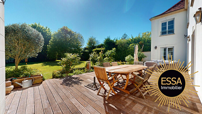 Maison 10 pièces à vendre - Noisy-le-Roi
