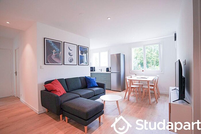 Jules Verne, Nantes : Appartement 1 pièce à louer