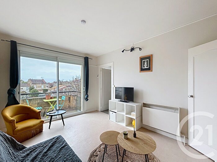 Appartement à louer - Angoulême, Victor Hugo - 2 pièces - 1 chambre