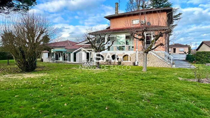 Maison à vendre - Aiguillon - 10 pièces - 6 chambres