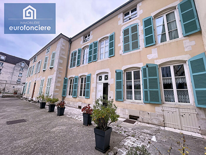 Appartement à vendre - Bar-sur-Aube - 5 pièces - 3 chambres