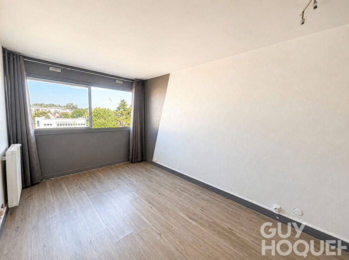 Rambouillet, Saint-Hubert, Louvière : Appartement 1 pièce à vendre
