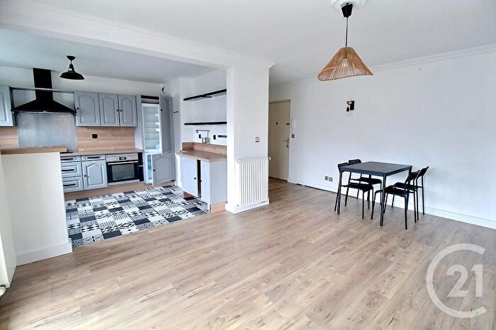 Appartement à louer - Thonon-les-Bains, Ouest - 3 pièces - 2 chambres