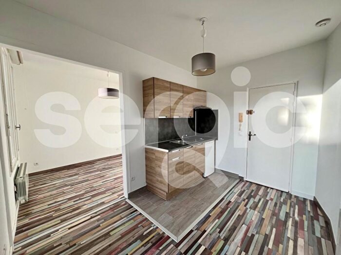 Appartement 1 pièce à Amiens, Saint-Acheul, à louer