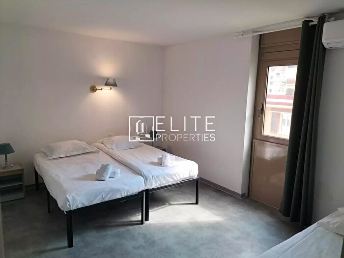 Appartement à vendre - Antibes, Juan-les-Pins, Le Cap - 2 pièces - 1 chambre