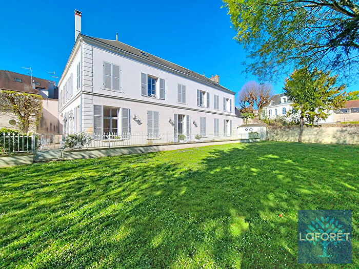 Appartement 6 pièces à vendre à Étampes, Centre-Ville