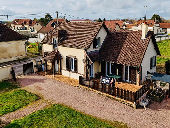 Maison à vendre - Saint-Mesmin - 5 pièces - 3 chambres