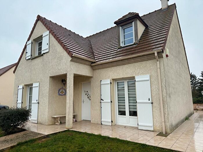 Maison à vendre - Auvernaux - 6 pièces - 4 chambres