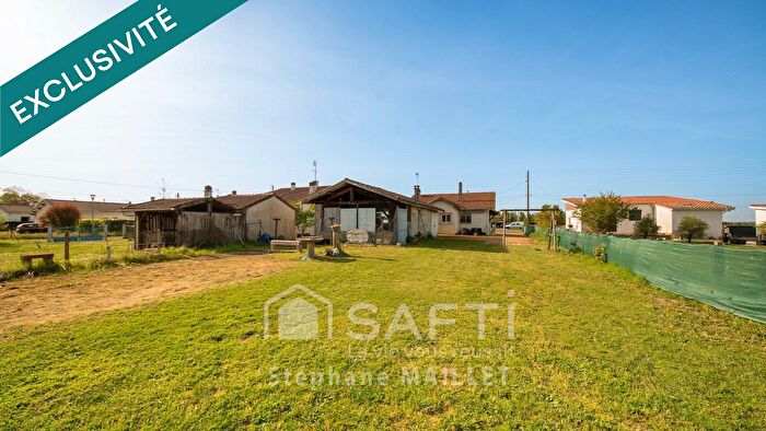 Maison à vendre - Villeneuve-de-Marsan - 4 pièces - 3 chambres