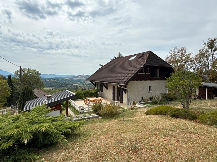 Maison 6 pièces à Novalaise, à vendre