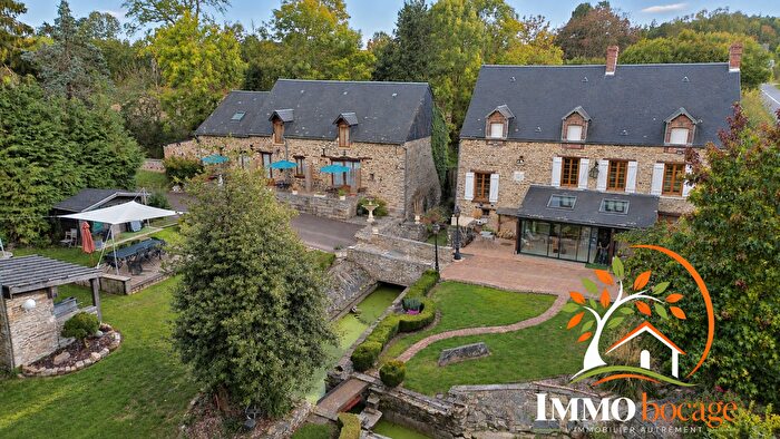 Maison 15 pièces à Villers-Bocage, à vendre
