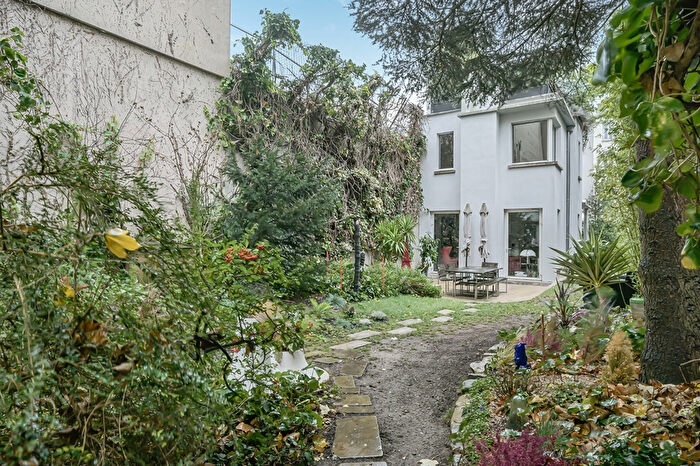 Maison à vendre - Clamart, Gare - 5 pièces - 2 chambres