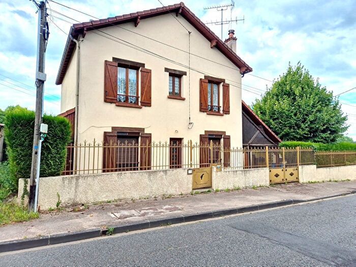 Maison à vendre - Châtillon-Coligny - 6 pièces - 4 chambres