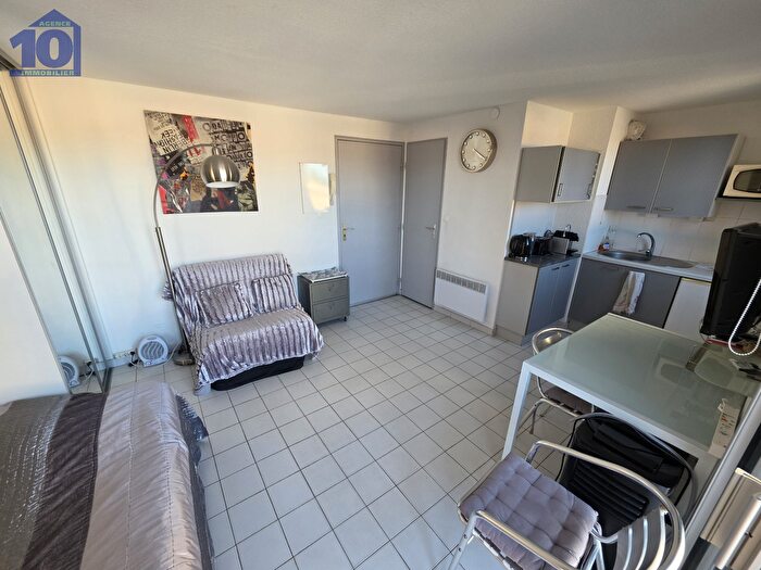 Valras-Plage, Casino, Plage, Stade - Appartement 1 pièce à vendre