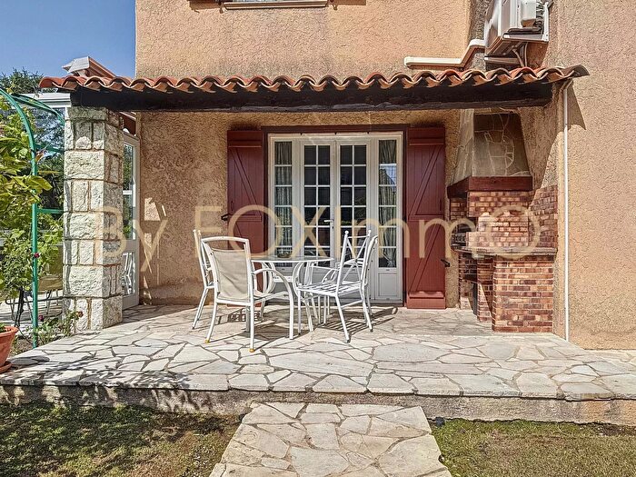 Maison à vendre - Antibes - 6 pièces - 4 chambres