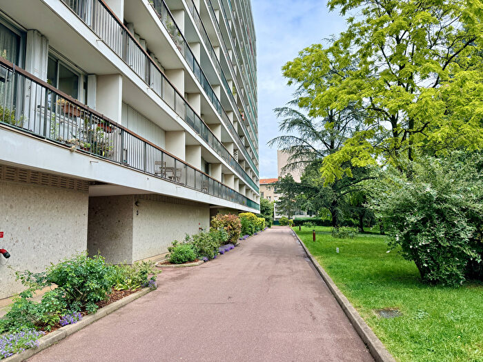 Appartement 3 pièces à vendre à Villejuif, Centre-ville