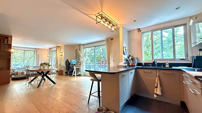 Appartement à vendre - Le Raincy, Gare - 4 pièces - 3 chambres