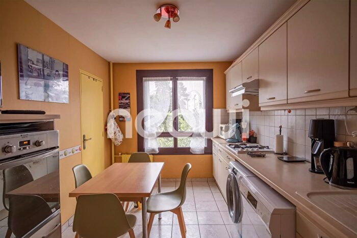 Appartement 4 pièces à vendre à Limas