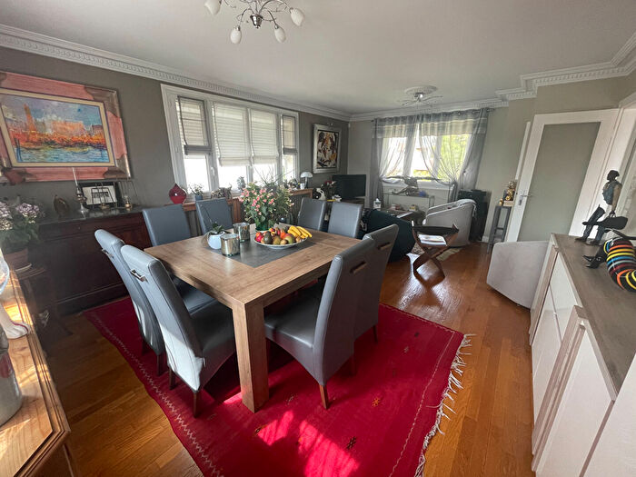 Appartement à vendre - Villenoy - 4 pièces - 3 chambres