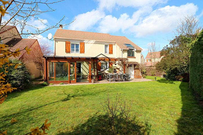 Maison à vendre - Mandres-les-Roses - 6 pièces - 4 chambres